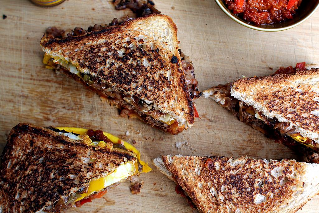 Cowboy Toast Deluxe - Med garanti bedre en Steff Houlberg...