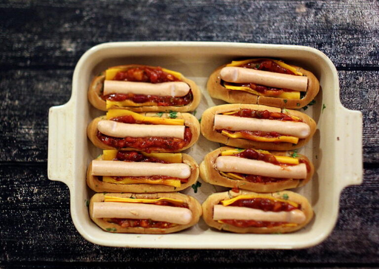 Super Bowl Menu: Chili Cheese Dogs