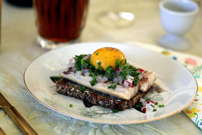 Påskefrokost: "Sol over Gudhjem"